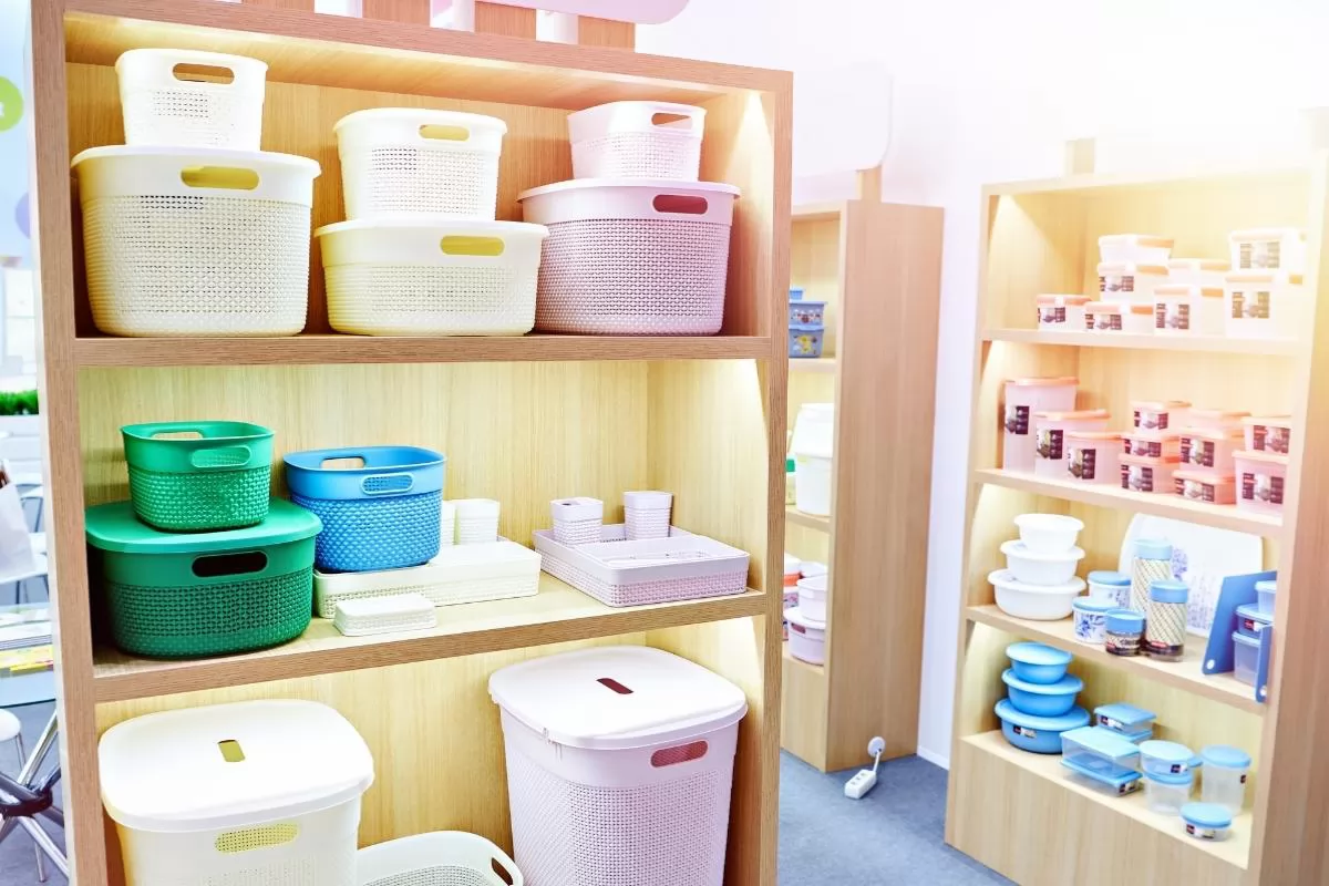 Daily Necessities Injection Molding Soulution- Log Machine